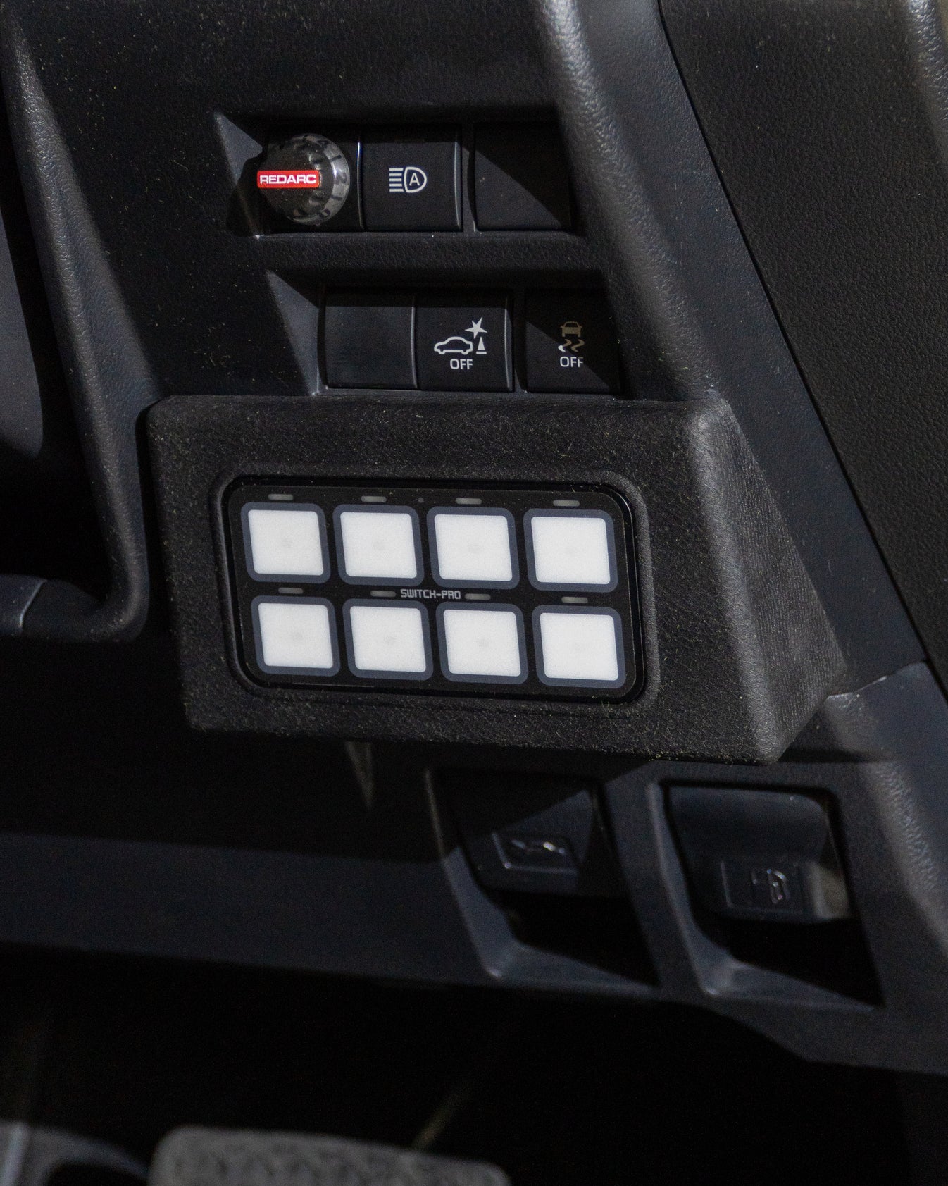 Switch panel mount to suit Switchpros to suit 300 Series Landcruiser ...