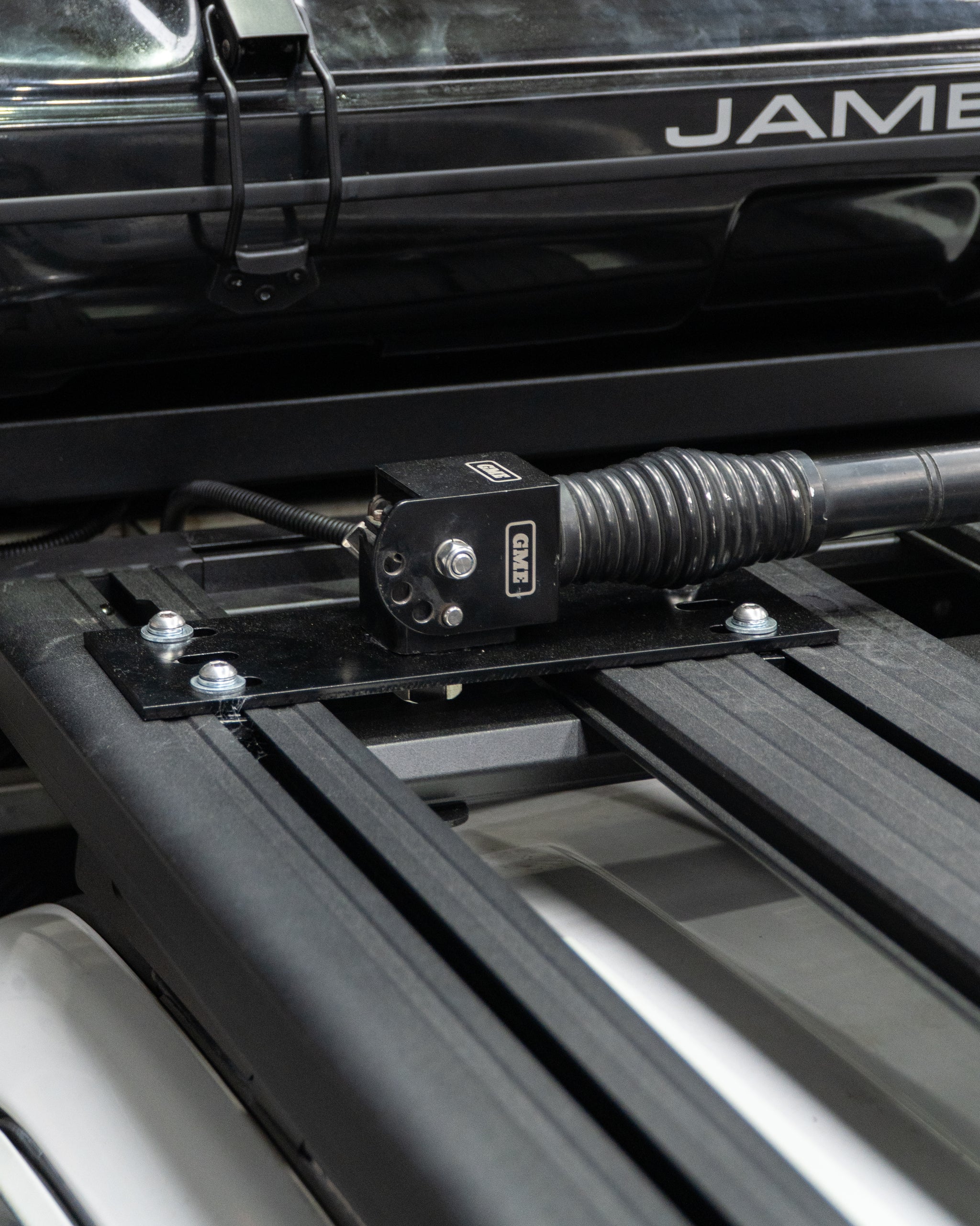 UHF Fold Down Antenna Bracket to suit Rhino Rack Platform – EC Offroad