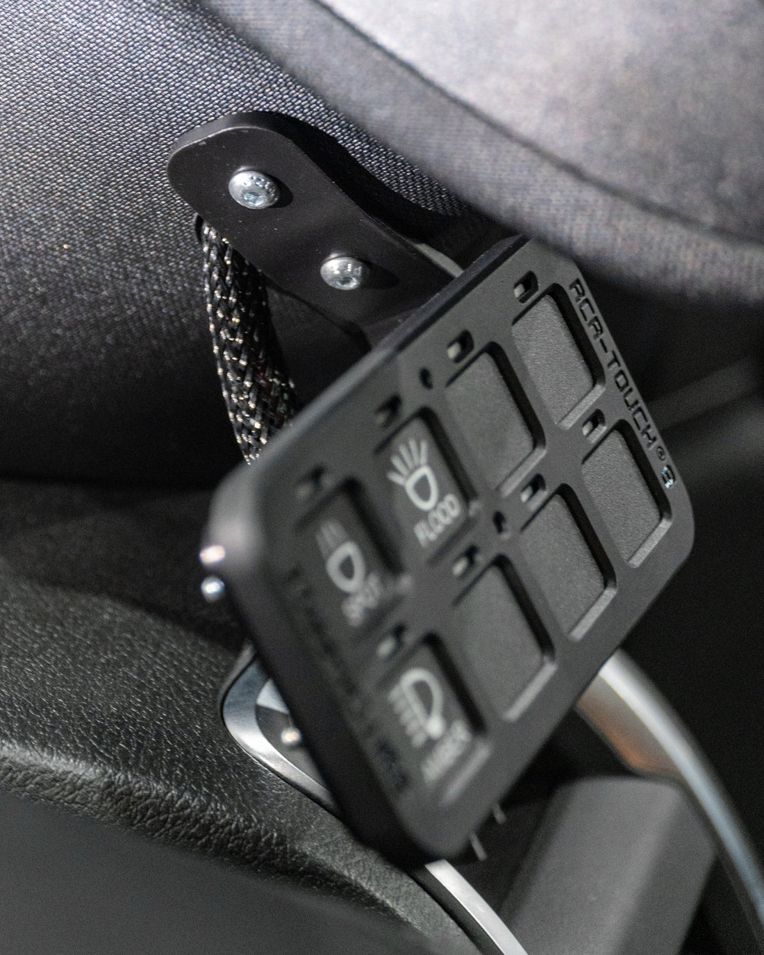 Mount to suit SwitchPros - Universal Mount - Ford/ Ram/ Chevy – EC Offroad