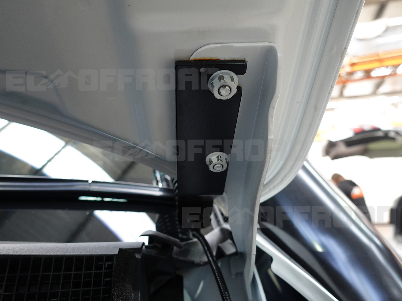 Aerial Bracket to suit Y62 – EC Offroad